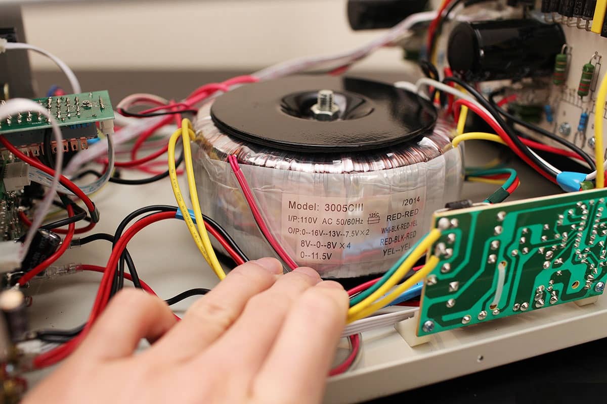 Toroidal Power Transformer — Working And Benefits Lets Pik